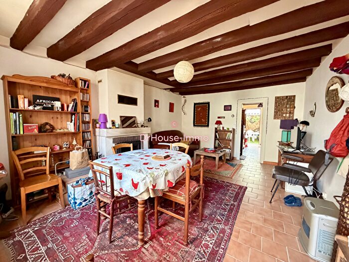 Ouzouer-sur-Trézée : Maison 2 pièces à vendre