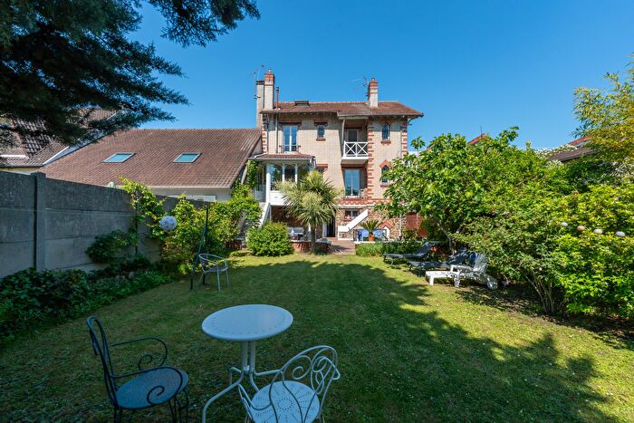 Maison à vendre - Livry-Gargan - 6 pièces - 4 chambres