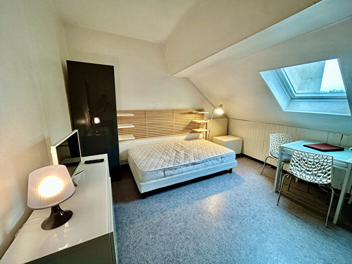 Appartement à louer - Vichy, Quartier de France - 1 pièce