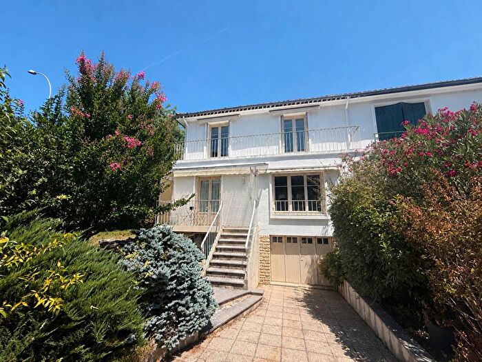 Angoulême, Bel-Air, La Grand Font : Maison 4 pièces à vendre
