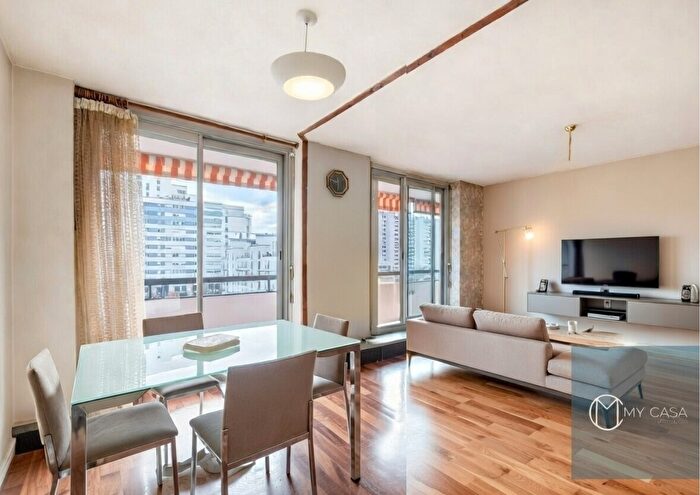 Appartement à vendre - Lyon e , La Duchère - 3 pièces - 2 chambres