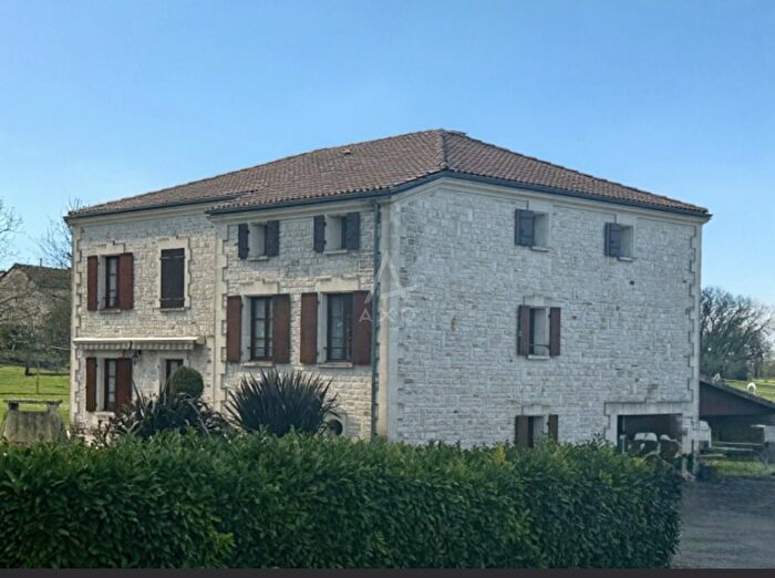 Maison à vendre - Brie - 7 pièces - 4 chambres