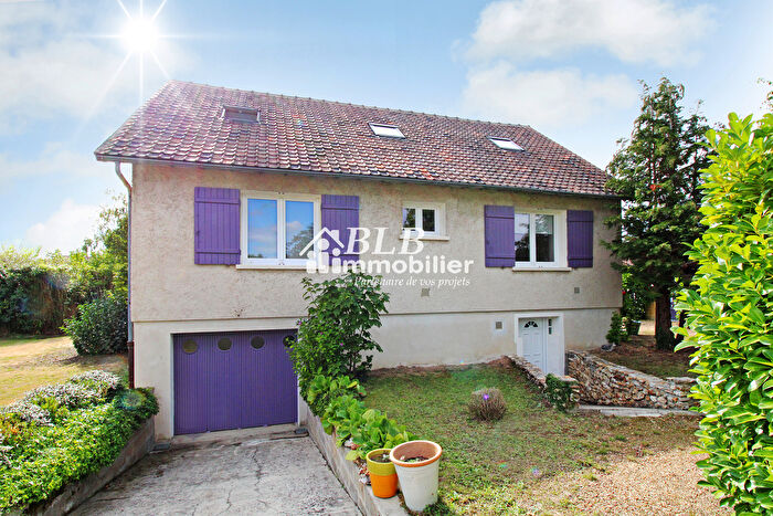 Maison à vendre - Saint-Léger-en-Yvelines - 5 pièces - 4 chambres