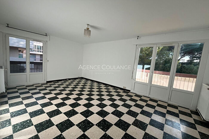 Appartement à louer - La Ciotat - 3 pièces - 2 chambres