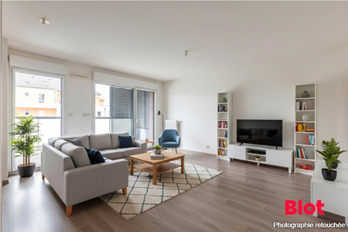 Cesson-Sévigné, Centre-ville, La Hublais, Beausoleil - Appartement 3 pièces à vendre