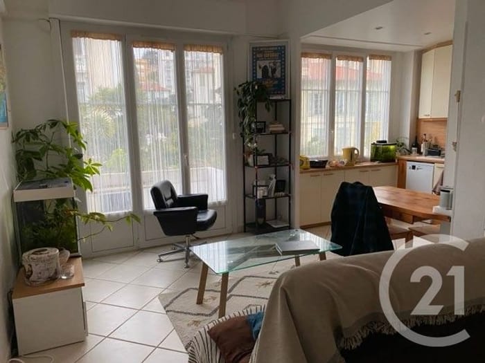 Nice, Mont-Boron : Appartement 2 pièces à louer