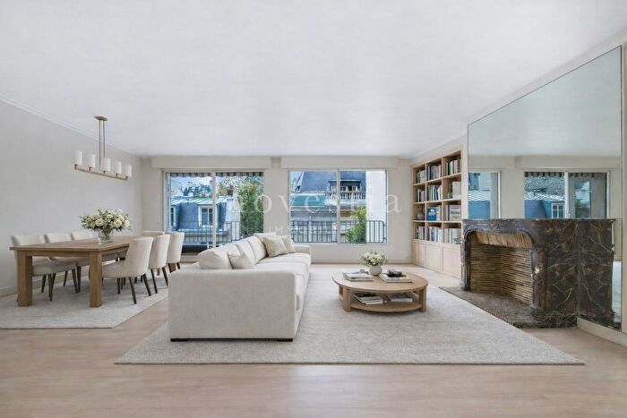 Appartement à vendre - Paris e , Dauphine - 3 pièces - 2 chambres