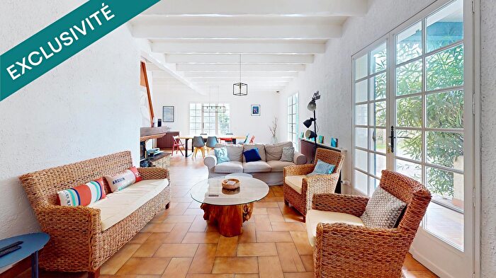 Maison à vendre - Andernos-les-Bains, Heyre - 6 pièces - 5 chambres