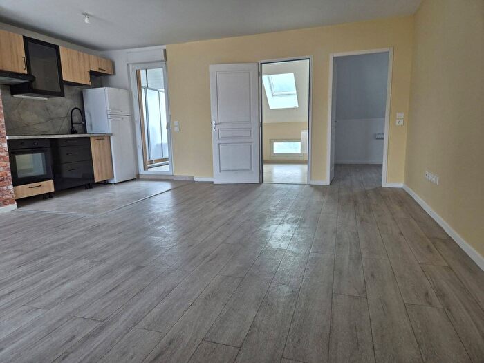 Appartement à louer - Sud, Arpajon - 3 pièces - 2 chambres