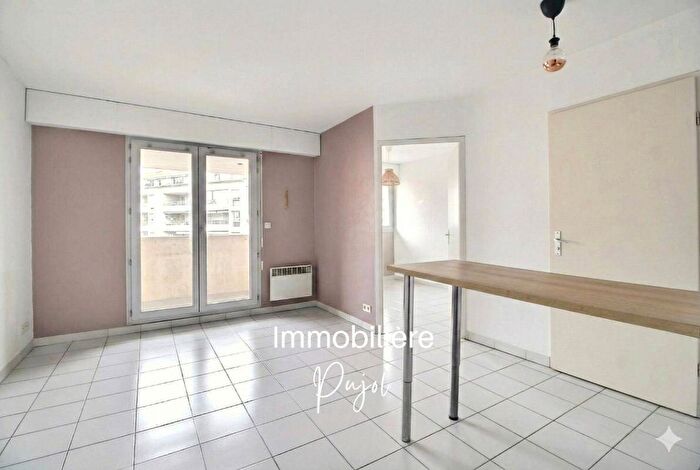 Appartement à louer - Castellane, Marseille ème arrondissement - 2 pièces - 1 chambre