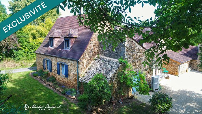 Le Buisson-de-Cadouin : Maison 6 pièces à vendre