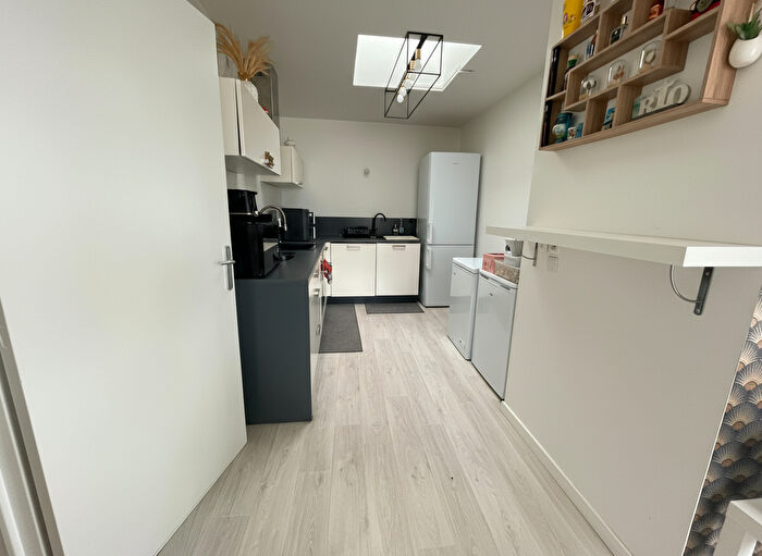 Appartement à vendre - Stains, Le Vieux Stains - 4 pièces - 3 chambres