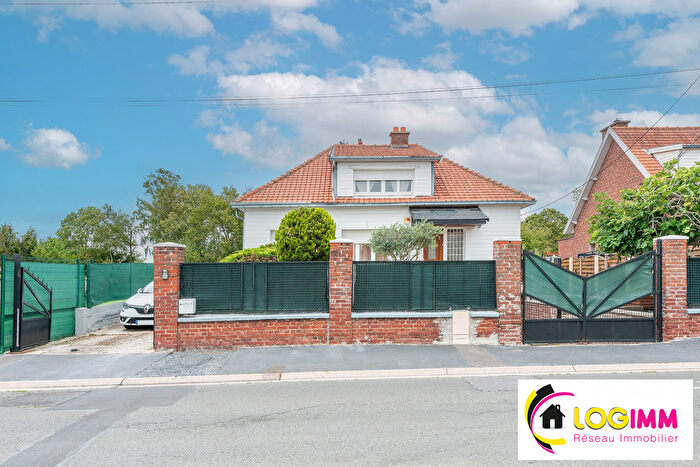 Maison 8 pièces à Raismes, à vendre