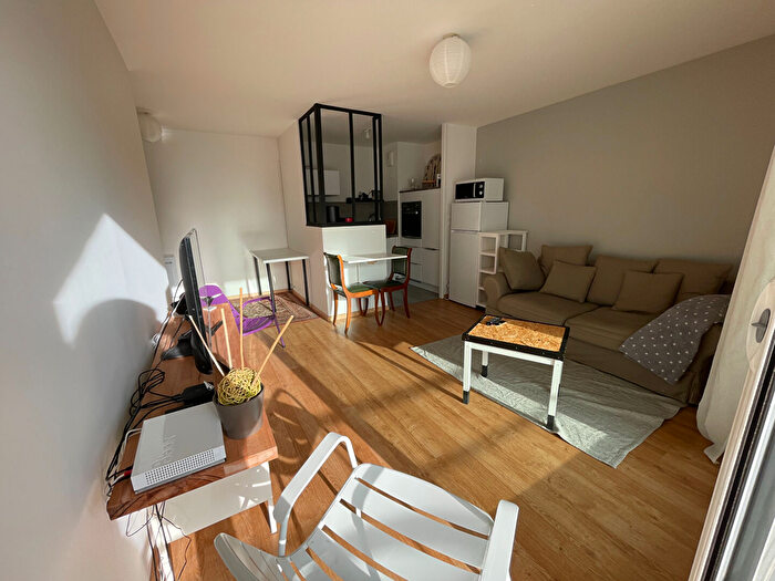 Appartement à louer - Quartiers Nord-Est, Beaulieu - 3 pièces - 2 chambres