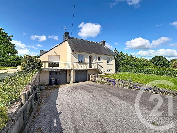 Maison 4 pièces à Saint-Jacut-du-Mené, à vendre