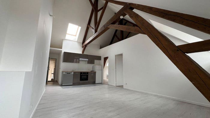 Centre Ville, Avallon : Appartement 3 pièces à louer