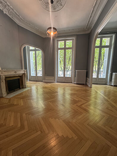 Appartement 4 pièces à Bordeaux, Quinconces, Grands Hommes, Tourny, à louer