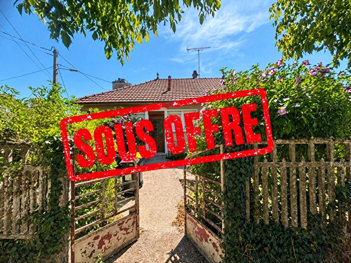 Maison 4 pièces à La Guerche-sur-l'Aubois, à vendre