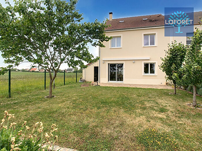 Maison à vendre - Orcemont - 6 pièces - 4 chambres