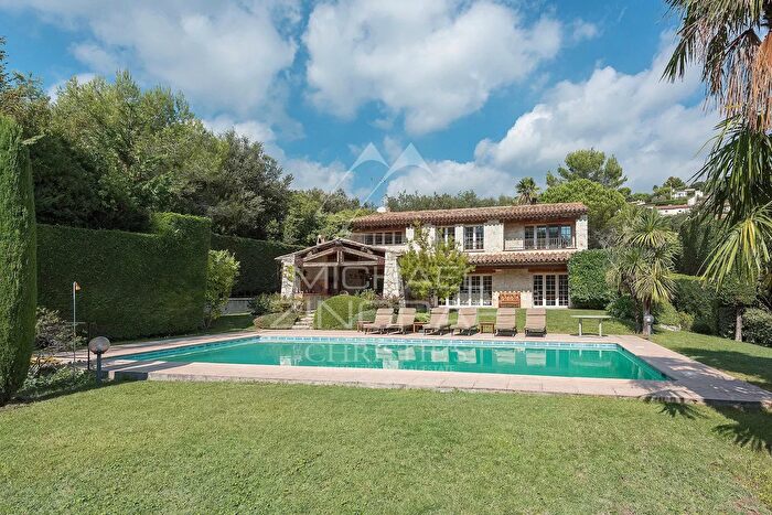 La Colle-sur-Loup : Maison 7 pièces à vendre