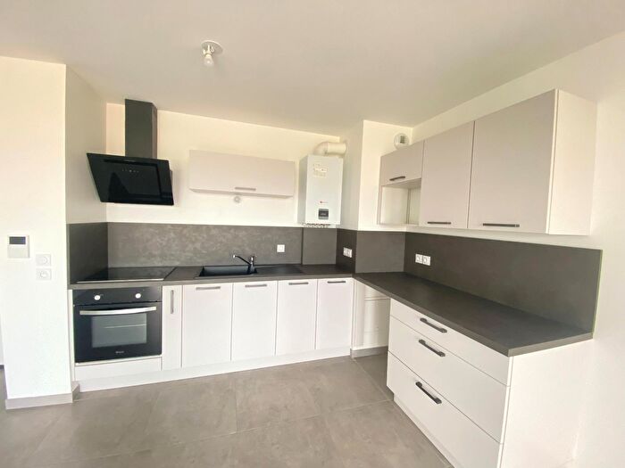 Appartement à louer - Rives - 3 pièces - 2 chambres