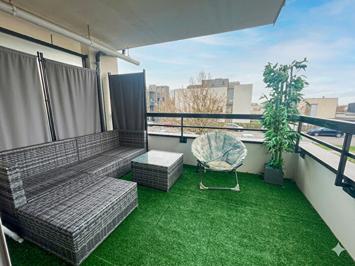Appartement à vendre - Ingré - 3 pièces - 2 chambres