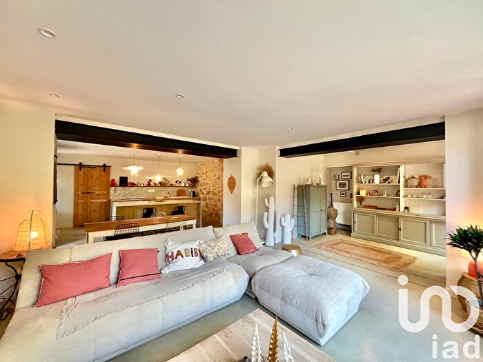 Maison à vendre - Coursan - 7 pièces - 6 chambres