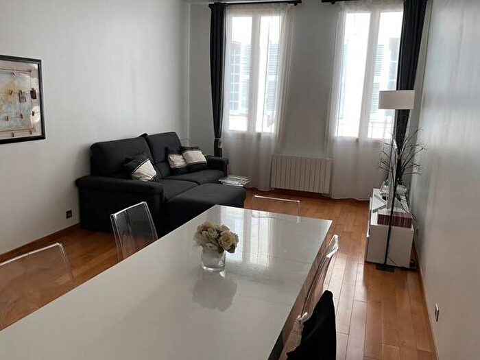 Appartement 3 pièces à Centre Ville, Aix-en-Provence, à louer