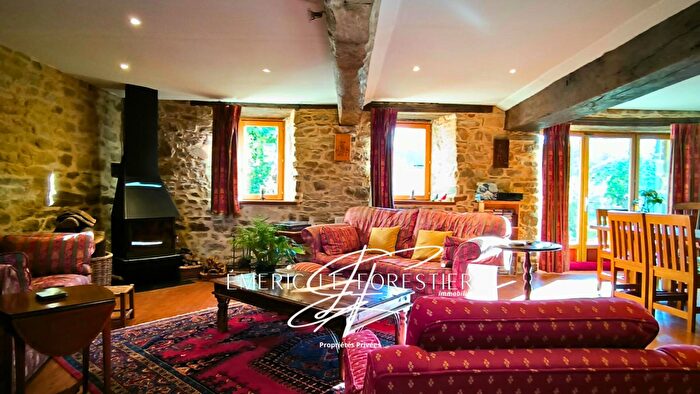 Maison à vendre - Villepot - 6 pièces - 4 chambres