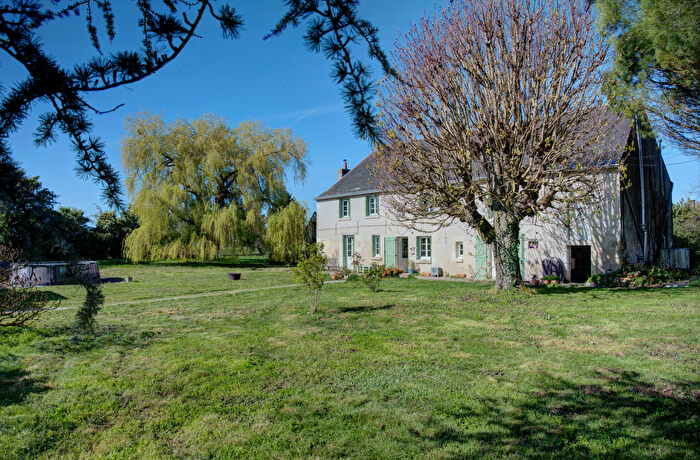 Maison à vendre - Reugny - 6 pièces - 4 chambres