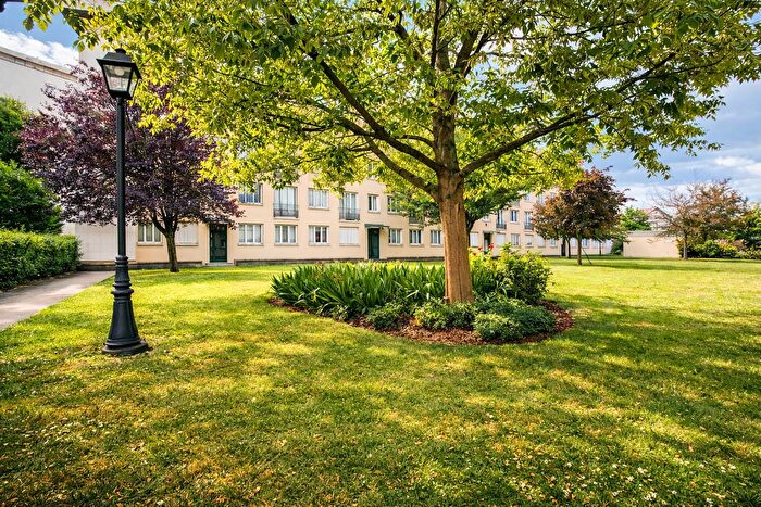 Maisons-Alfort, Charentonneau : Appartement 3 pièces à vendre