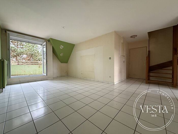 Appartement à vendre - Beaune - 4 pièces - 2 chambres