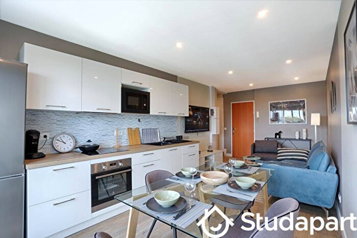 Appartement à louer - Bréquigny, Rennes - 1 pièce - 1 chambre