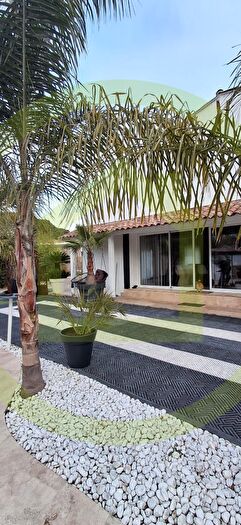 Maison à vendre - Roquebrune-sur-Argens, La Bouverie - 5 pièces - 3 chambres