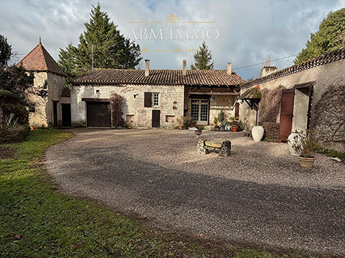 Maison à vendre - Bergerac, Centre-ville - 6 pièces - 4 chambres