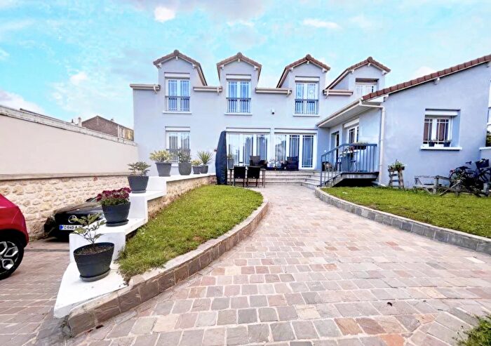 Maison à vendre - Ivry-sur-Seine, Monmousseau, Verollot - 9 pièces - 5 chambres