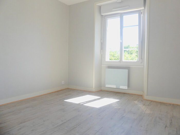 Appartement à louer - Quartiers Nord-Est, La Motte Brûlon - 1 pièce - 1 chambre