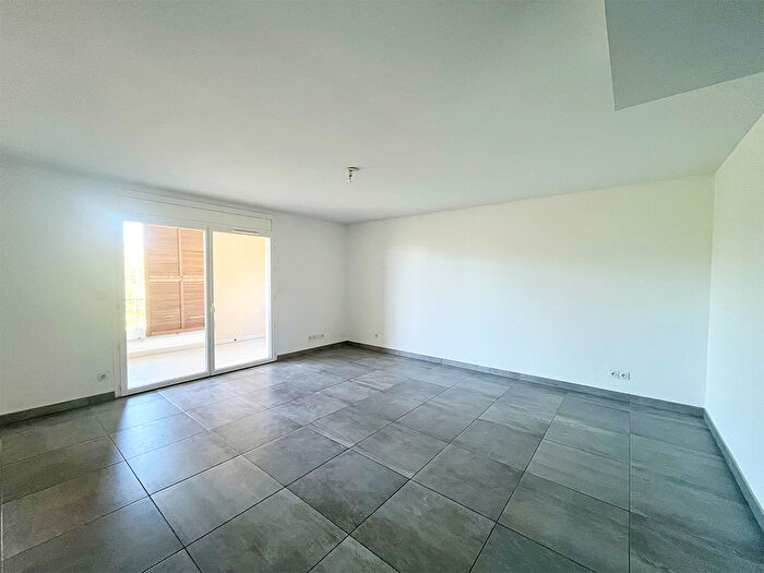 Appartement à vendre - Marseille e , Saint-Julien - 4 pièces - 3 chambres