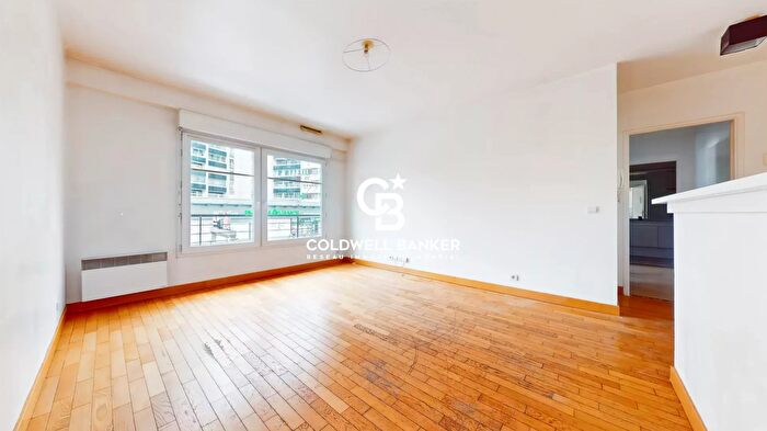 Appartement à vendre - Montrouge, Porte de Châtillon - 3 pièces - 2 chambres