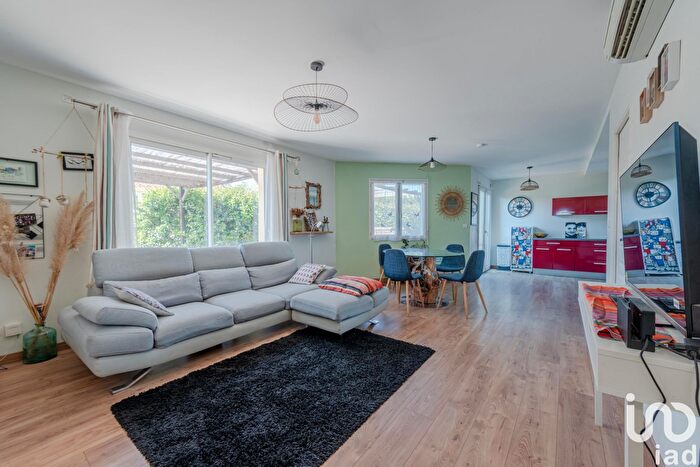 Maisons à vendre et appartements à louer - 1