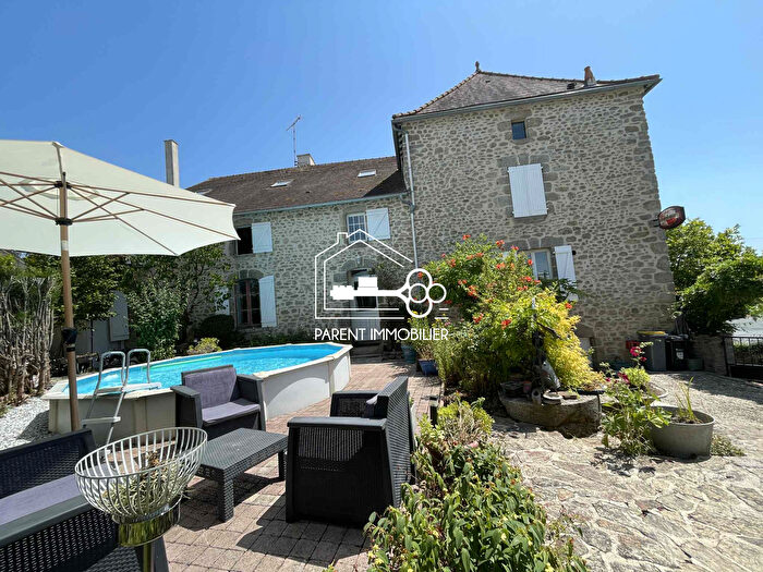 Maison à vendre - Vareilles - 9 pièces - 4 chambres