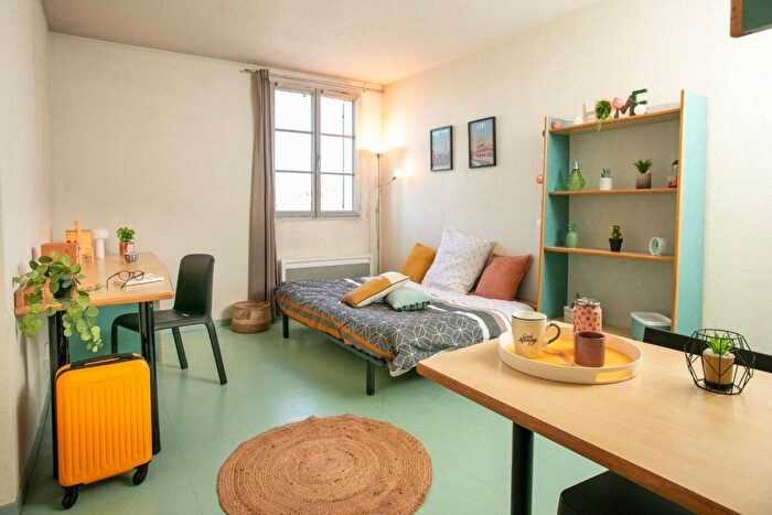 Centre Ville, Bourg-en-Bresse : Appartement 1 pièce à louer