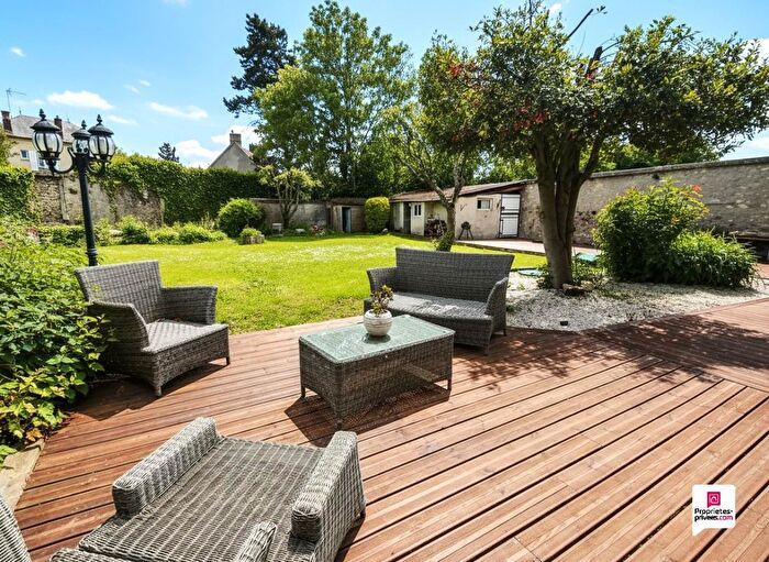 Avernes : Maison 8 pièces à vendre