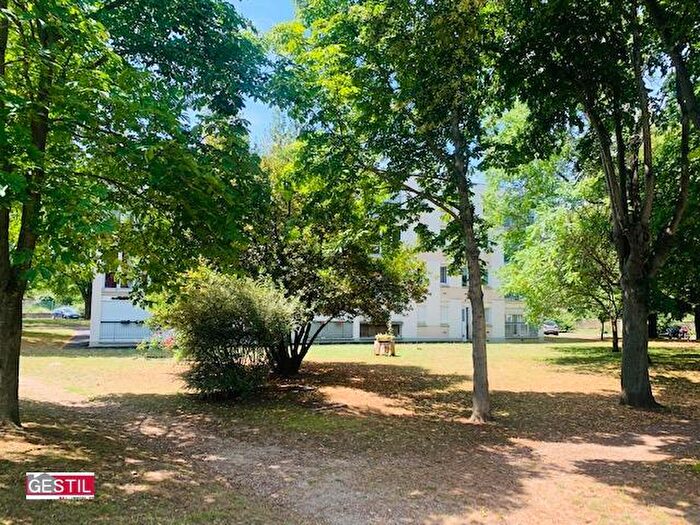 Appartement à vendre - Saint-Ouen-lAumône, Epluches - 2 pièces - 1 chambre