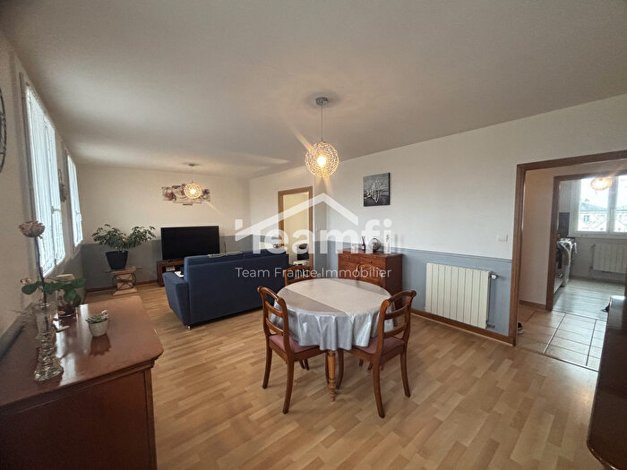 Appartement à vendre - Bourges, Centre-ville, Charlet, Lahitolle, Pignoux, Sembat - 3 pièces - 2 chambres