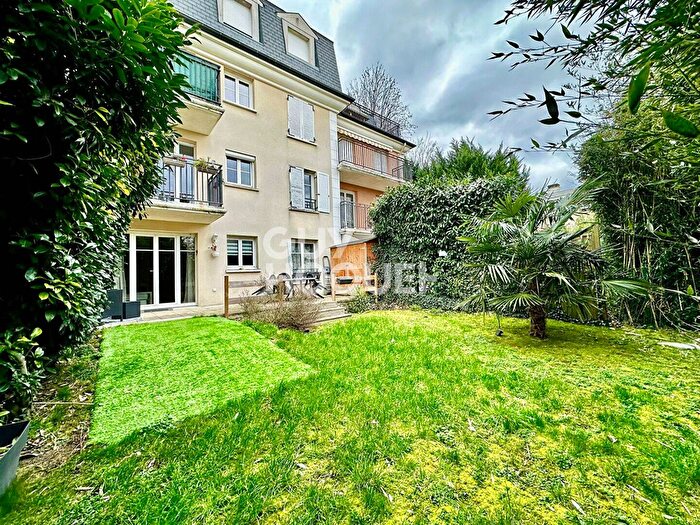 Centre Ville Chateau, Chennevières-sur-Marne : Appartement 2 pièces à louer