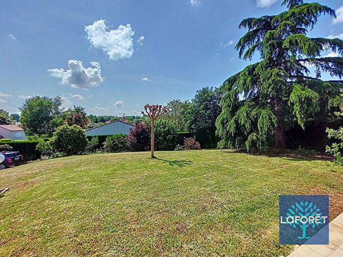 Maison à vendre - Chantonnay - 5 pièces - 4 chambres