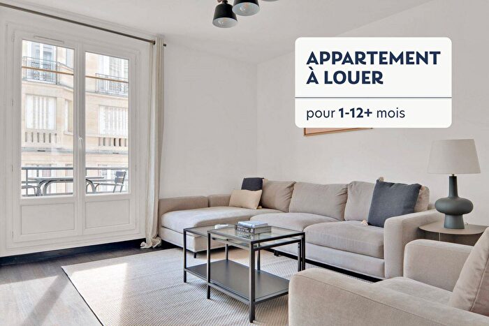 Appartement à louer - Porte Dauphine, Paris ème arrondissement - 3 pièces - 2 chambres