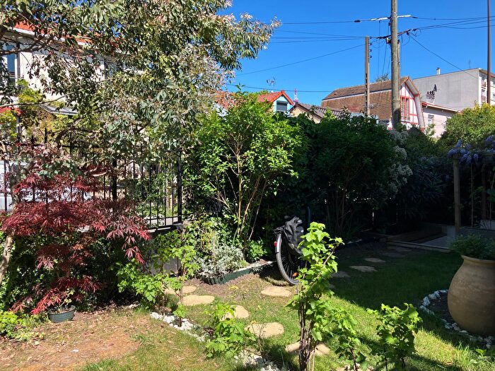 Montreuil, Ruffins, Théophile Sueur - Maison 4 pièces à vendre