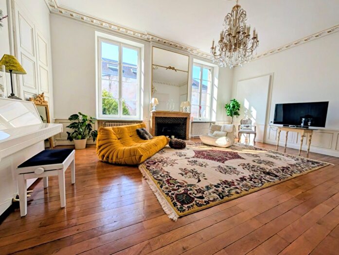 Appartement à vendre - Dijon, Centre-ville - 6 pièces - 4 chambres